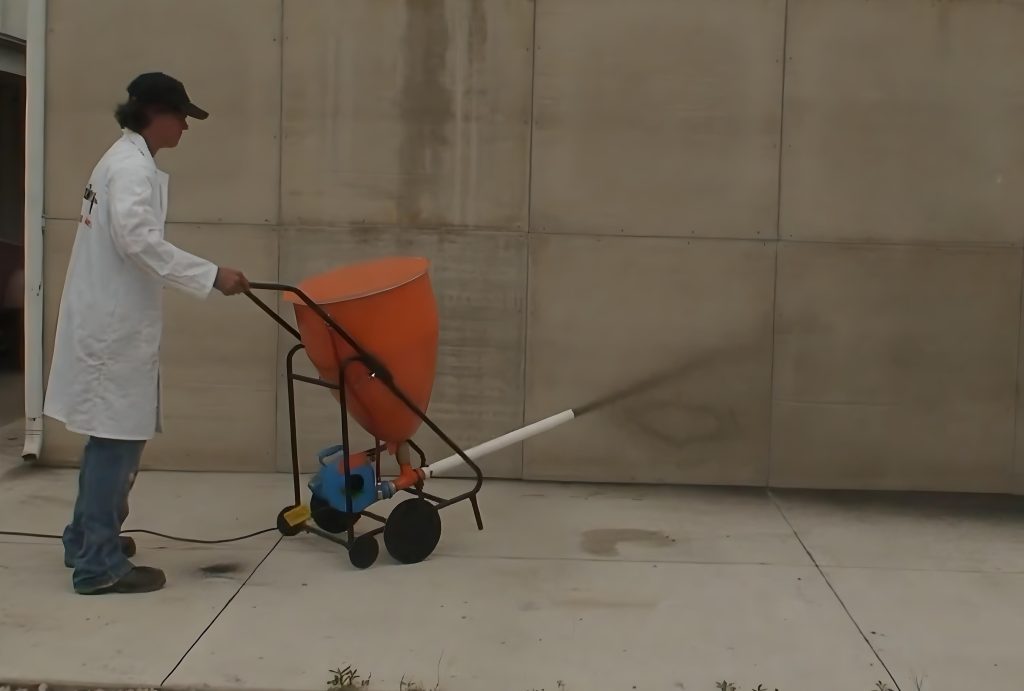 How to Broadcast Sand, Quartz, or Non-Skid Granules into Unset Floors ...